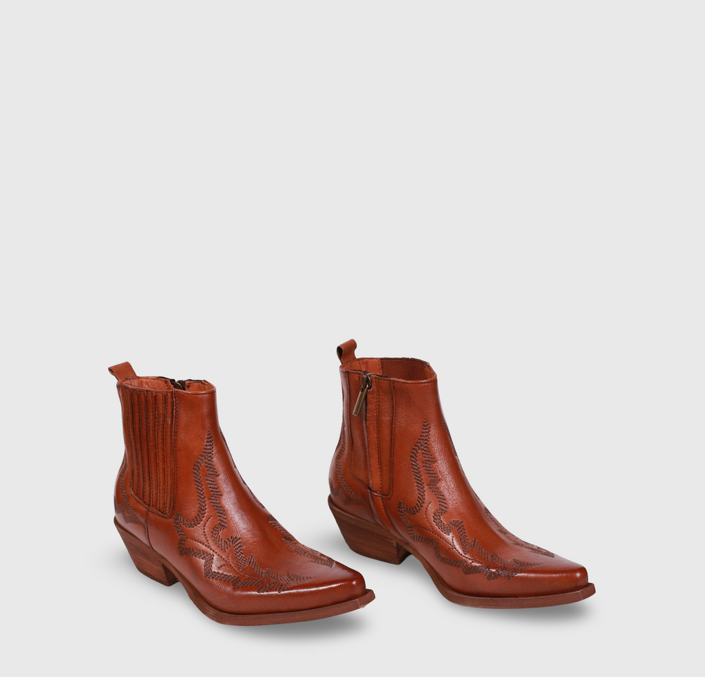 Cowboy Short – Mater Terra