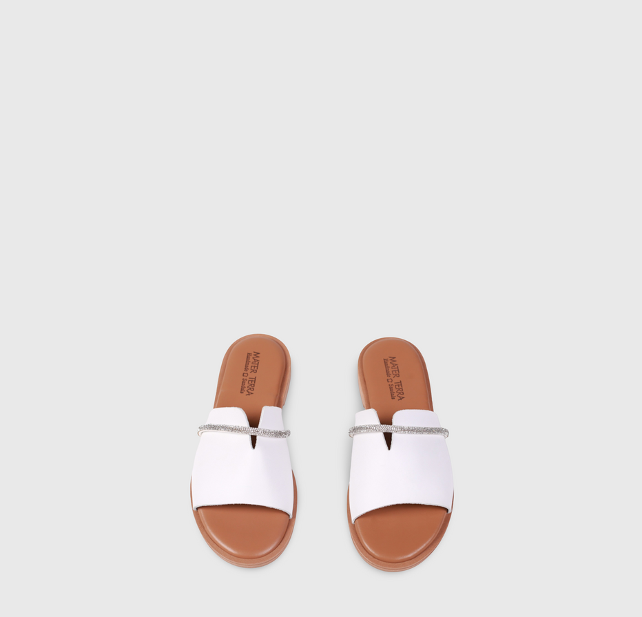 Charikleia – Mater Terra