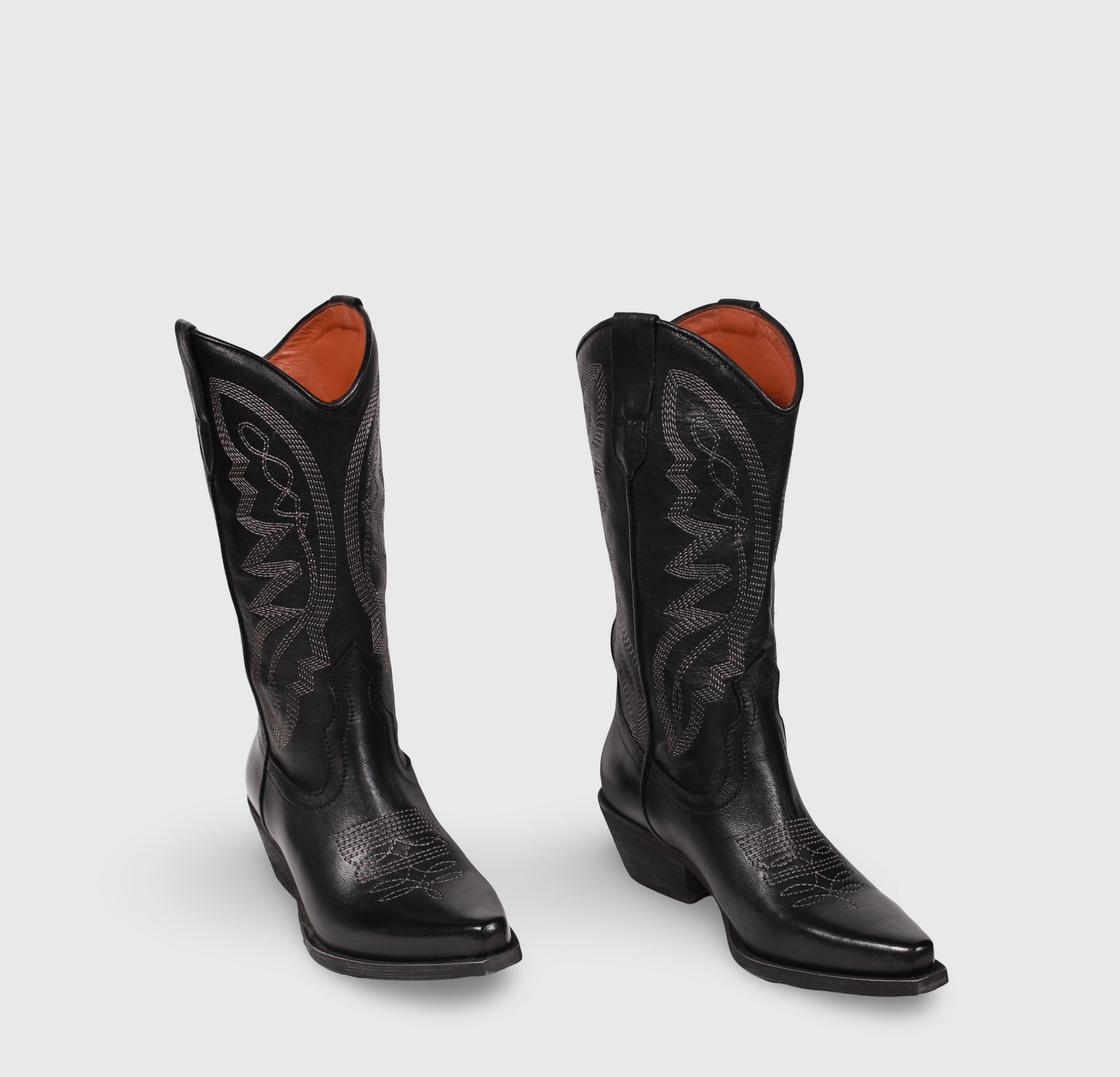 Cowboy – Mater Terra